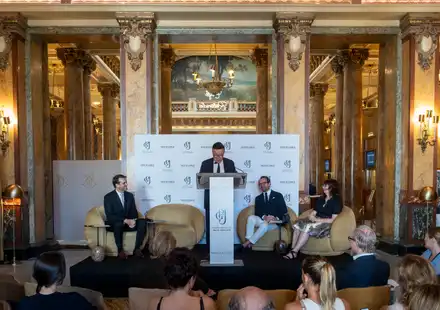 Maison Schiaparelli, Haute couture e Surrealismo a Monaco | Monte-Carlo ...